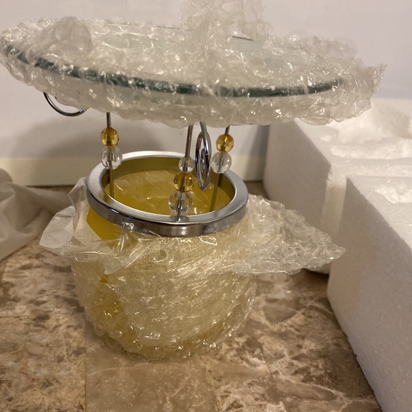 Avon | Accents | New Vintage Avon Decorative Fragrance Tart Diffuser ...